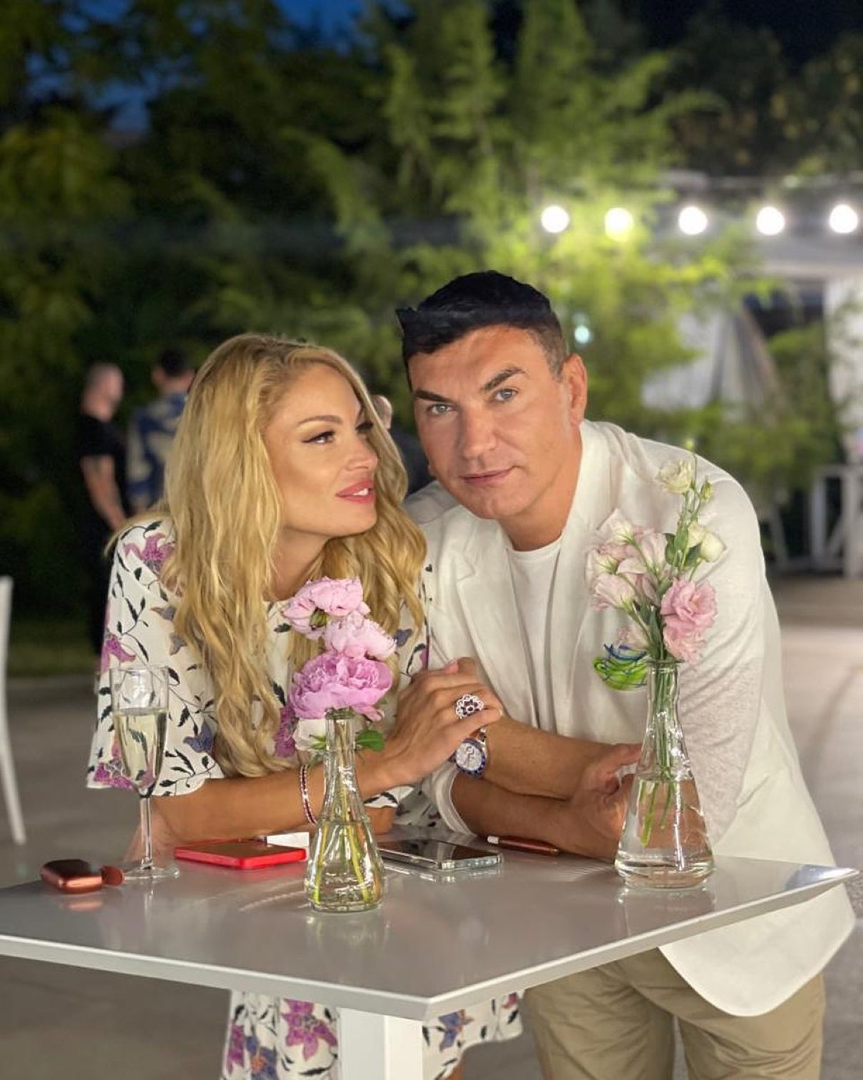 Cum decurge viața în familia lui Cristi Borcea și a Valentinei Pelinel ...